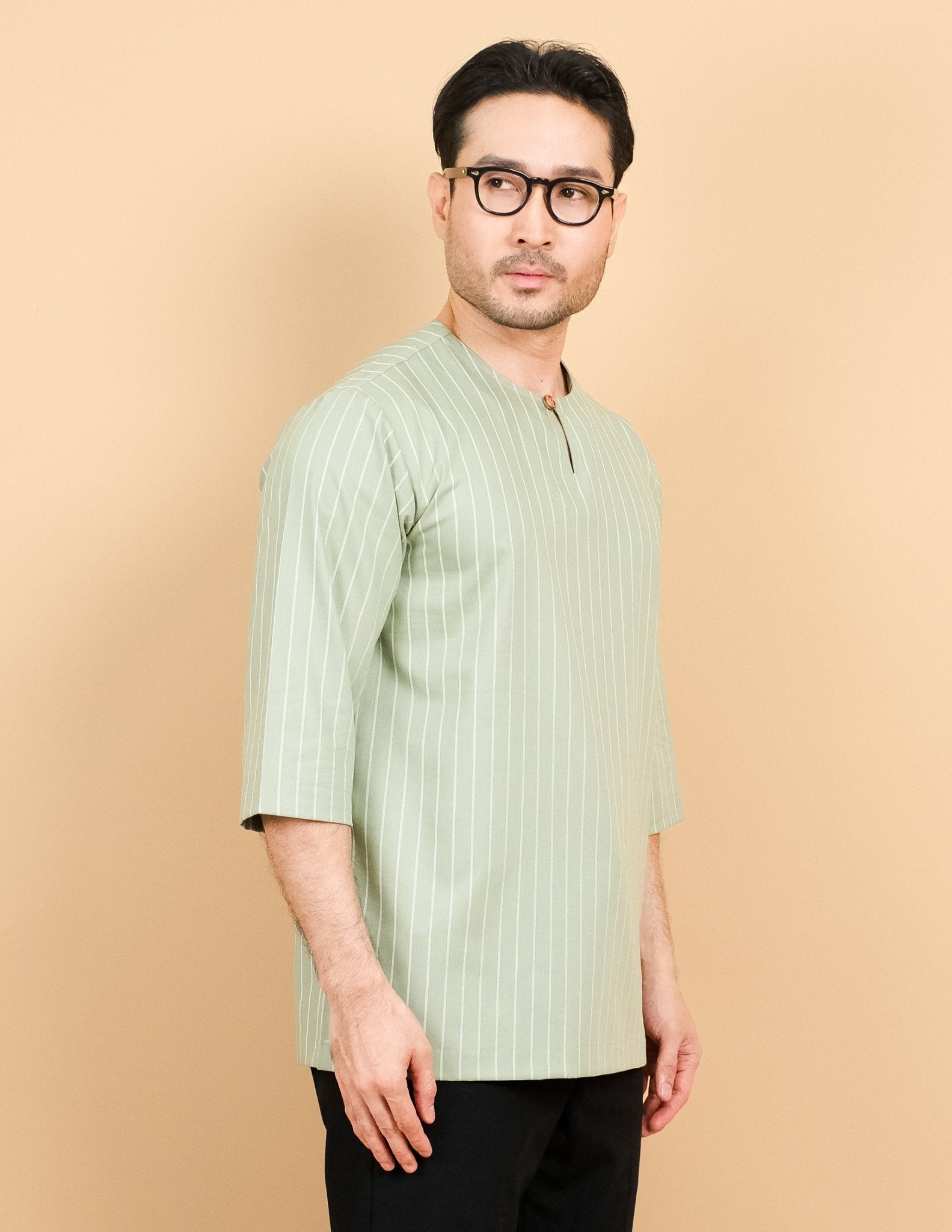 Kurta Patih Jalur - Dusty Green – SampinExclusiveMy